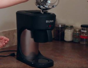 How to Clean Bunn Coffee Maker with Vinegar (Step by Step Guide)